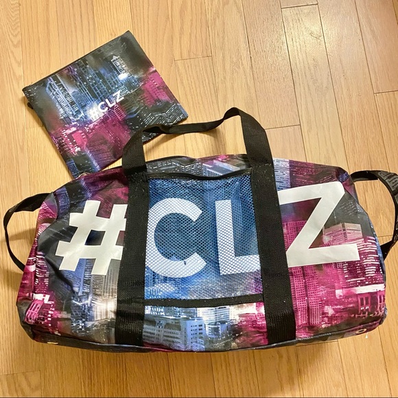 Calzedonia | Bags | Calzedonia Gym Duffle Bag With Pouch | Poshmark